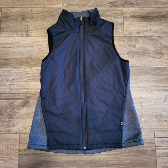 Oakley | Jackets & Coats | Oakley Range Vest Fathom Blue Mens Medium ...